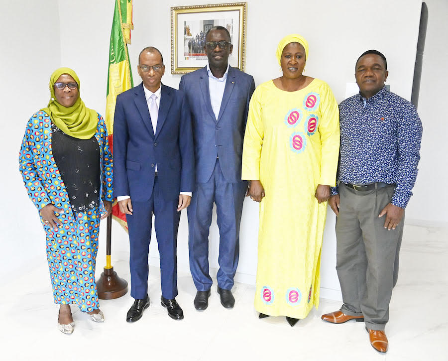 La Délégation ATUPA reçu par le Ministre De l'Enseignement Supérieur de ...