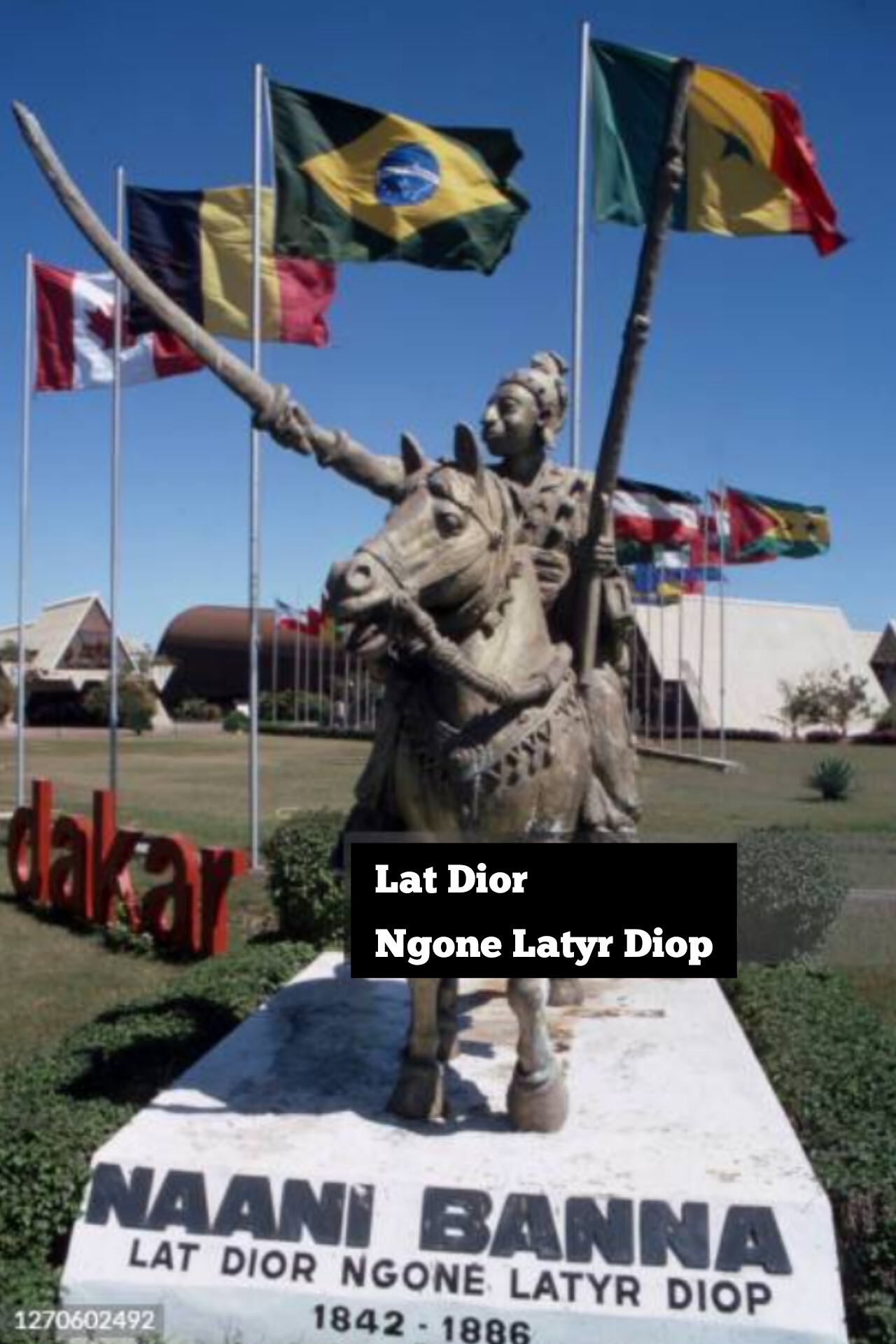 POURQUOI AVOIR COMMANDÉ LA STATUE DE LAT DIOR AU BURKINA ? - LeDakarois221